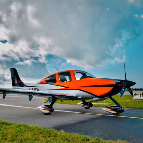 Services | Aircraft Restoration | Midwest Aircraft Refinishing ...